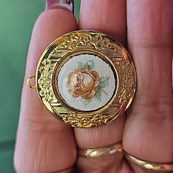 Jewelry | Vintage Locket | Poshmark